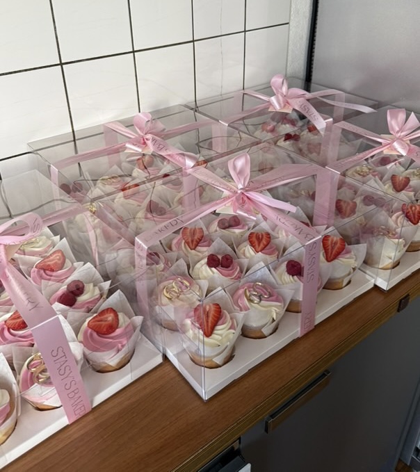 Cupcake doos transparant 12 gaten. - Taarten Plus